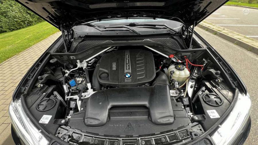Blue BMW X5 2016 in Vilnius, with an engine capacity of 2.99 L and mileage of 267 thousand km for 22300 €, photo 26 on AUTOMOTO.COM.LV