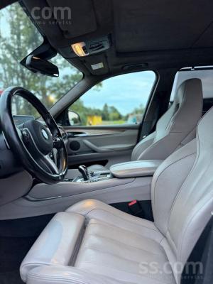 Zils BMW X5 2016 Jelgava, ar dzinēja tilpumu 4.40 L un nobraukumu 179 tūkst. km par 39995 €, foto 9 vietnē AUTOMOTO.COM.LV
