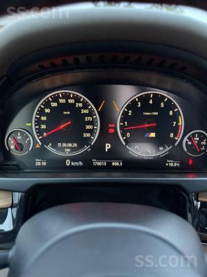 Zils BMW X5 2016 Jelgava, ar dzinēja tilpumu 4.40 L un nobraukumu 179 tūkst. km par 39995 €, foto 11 vietnē AUTOMOTO.COM.LV