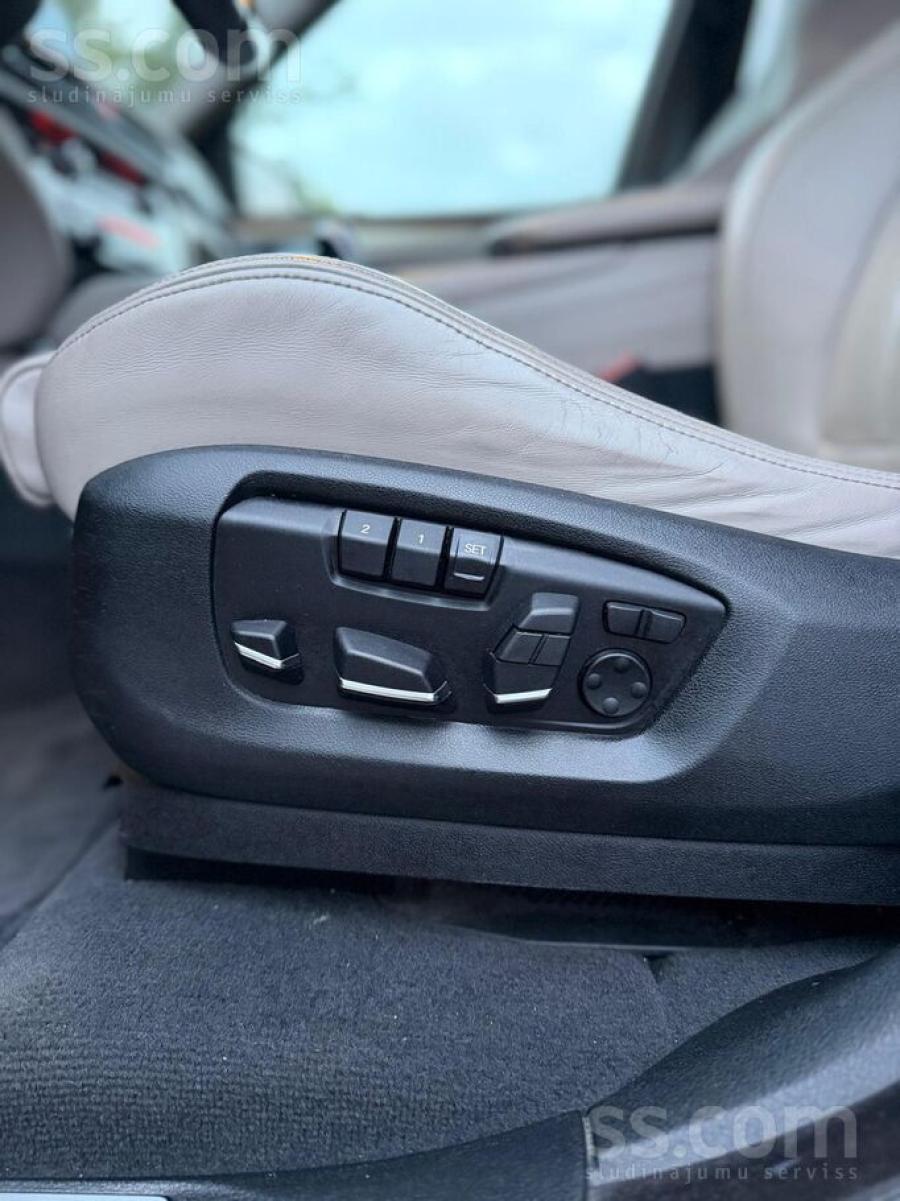Zils BMW X5 2016 Jelgava, ar dzinēja tilpumu 4.40 L un nobraukumu 179 tūkst. km par 39995 €, foto 16 vietnē AUTOMOTO.COM.LV