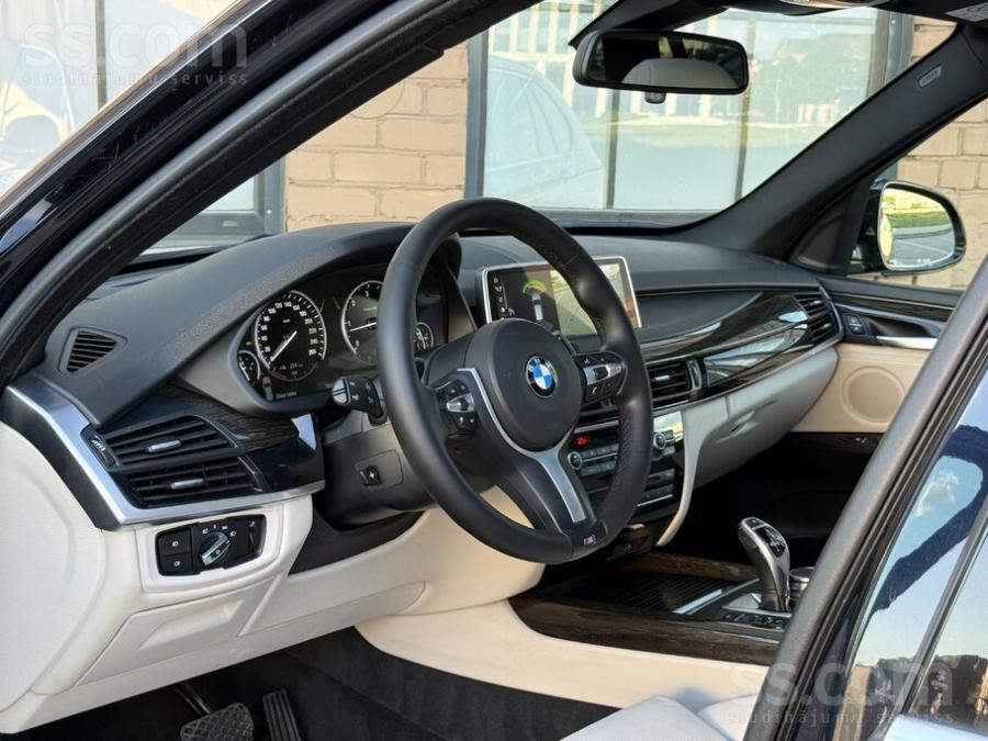 Blue BMW X5 2017 in Riga, with an engine capacity of 3.00 L and mileage of 190 thousand km for 21400 €, photo 8 on AUTOMOTO.COM.LV