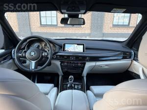 Blue BMW X5 2017 in Riga, with an engine capacity of 3.00 L and mileage of 190 thousand km for 21400 €, photo 16 on AUTOMOTO.COM.LV
