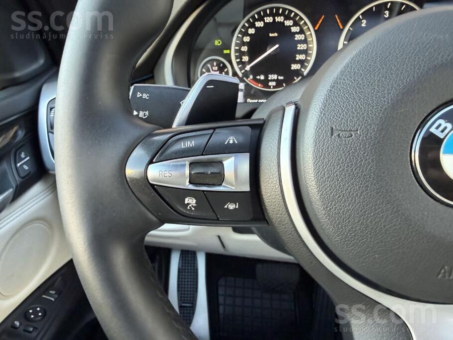 Blue BMW X5 2017 in Riga, with an engine capacity of 3.00 L and mileage of 190 thousand km for 21400 €, photo 18 on AUTOMOTO.COM.LV
