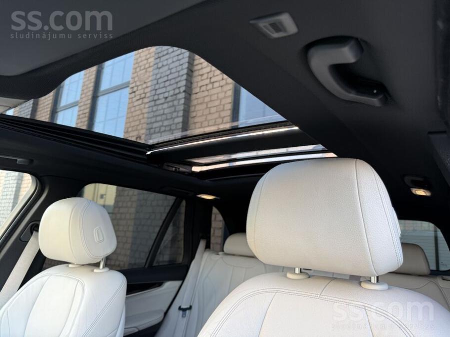 Blue BMW X5 2017 in Riga, with an engine capacity of 3.00 L and mileage of 190 thousand km for 21400 €, photo 27 on AUTOMOTO.COM.LV