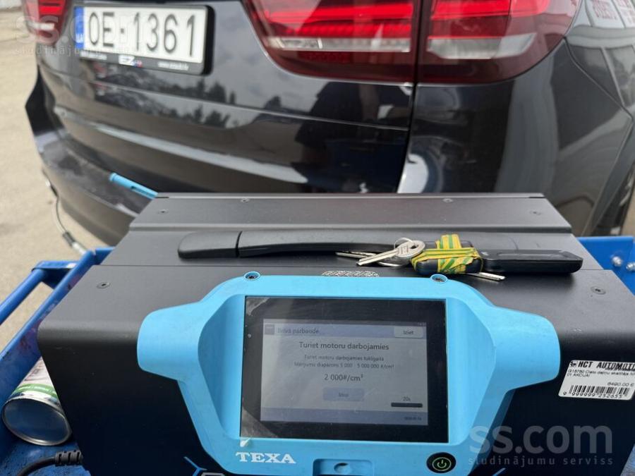 Blue BMW X5 2017 in Riga, with an engine capacity of 3.00 L and mileage of 190 thousand km for 21400 €, photo 34 on AUTOMOTO.COM.LV