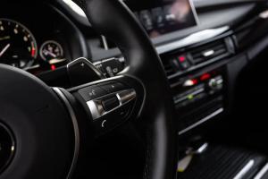 Blue BMW X5 2017 in Jelgava, with an engine capacity of 2.00 L and mileage of 121 thousand km for 20500 €, photo 15 on AUTOMOTO.COM.LV