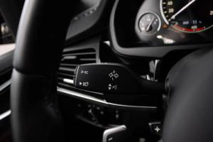 Blue BMW X5 2017 in Jelgava, with an engine capacity of 2.00 L and mileage of 121 thousand km for 20500 €, photo 17 on AUTOMOTO.COM.LV