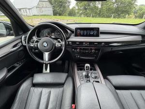 Blue BMW X5 2017 in Kedainiai, with an engine capacity of 2.00 L and mileage of 255 thousand km for 21000 €, photo 9 on AUTOMOTO.COM.LV