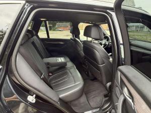 Blue BMW X5 2017 in Kedainiai, with an engine capacity of 2.00 L and mileage of 255 thousand km for 21000 €, photo 16 on AUTOMOTO.COM.LV