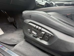 Blue BMW X5 2017 in Kedainiai, with an engine capacity of 2.00 L and mileage of 255 thousand km for 21000 €, photo 19 on AUTOMOTO.COM.LV