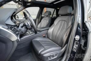 Blue BMW X5 2017 in Riga, with an engine capacity of 3.00 L and mileage of 261 thousand km for 23550 €, photo 14 on AUTOMOTO.COM.LV