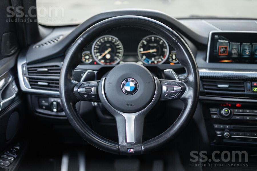 Blue BMW X5 2017 in Riga, with an engine capacity of 3.00 L and mileage of 261 thousand km for 23550 €, photo 16 on AUTOMOTO.COM.LV