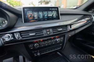 Blue BMW X5 2017 in Riga, with an engine capacity of 3.00 L and mileage of 261 thousand km for 23550 €, photo 19 on AUTOMOTO.COM.LV