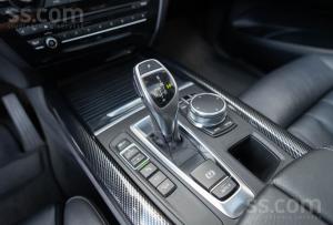 Blue BMW X5 2017 in Riga, with an engine capacity of 3.00 L and mileage of 261 thousand km for 23550 €, photo 26 on AUTOMOTO.COM.LV