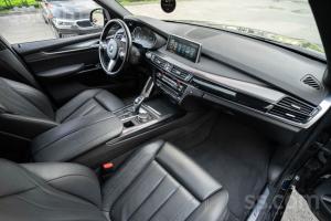 Blue BMW X5 2017 in Riga, with an engine capacity of 3.00 L and mileage of 261 thousand km for 23550 €, photo 31 on AUTOMOTO.COM.LV