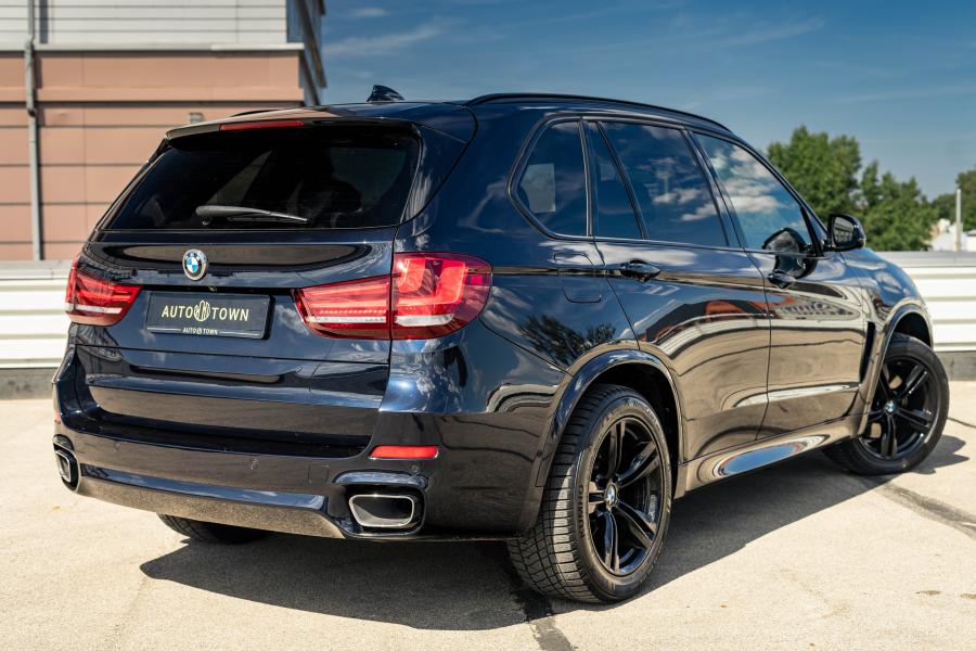 Zils BMW X5 2017 Rīga, ar dzinēja tilpumu 3.00 L un nobraukumu 261 tūkst. km par 23550 €, foto 5 vietnē AUTOMOTO.COM.LV
