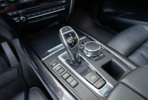Zils BMW X5 2017 Rīga, ar dzinēja tilpumu 3.00 L un nobraukumu 261 tūkst. km par 23550 €, foto 25 vietnē AUTOMOTO.COM.LV