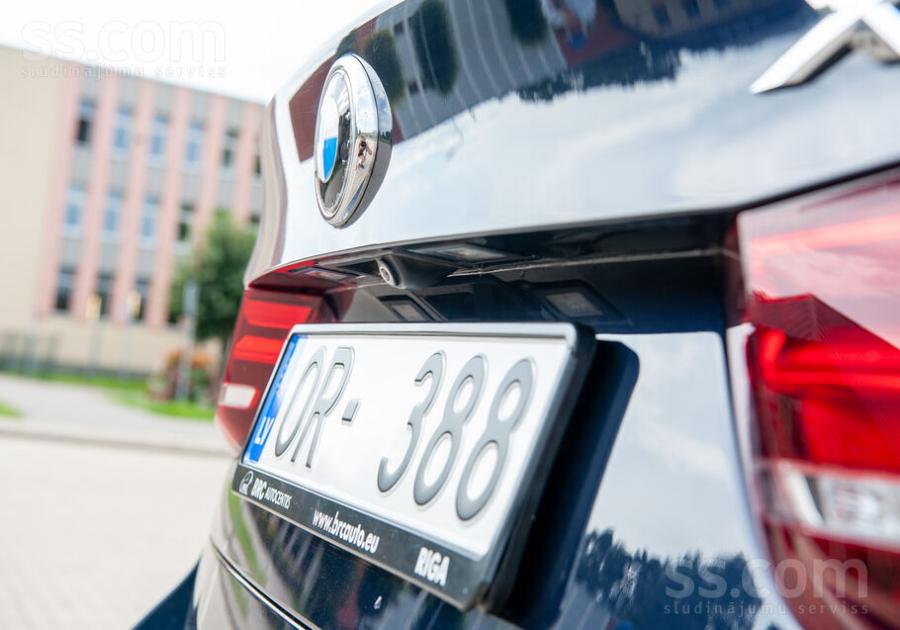 Zils BMW X5 2017 Cēsis, ar dzinēja tilpumu 3.00 L un nobraukumu 269 tūkst. km par 19550 €, foto 16 vietnē AUTOMOTO.COM.LV