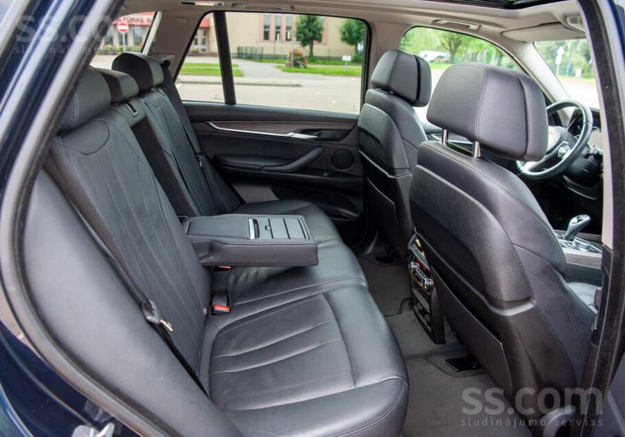 Zils BMW X5 2017 Cēsis, ar dzinēja tilpumu 3.00 L un nobraukumu 269 tūkst. km par 19550 €, foto 25 vietnē AUTOMOTO.COM.LV