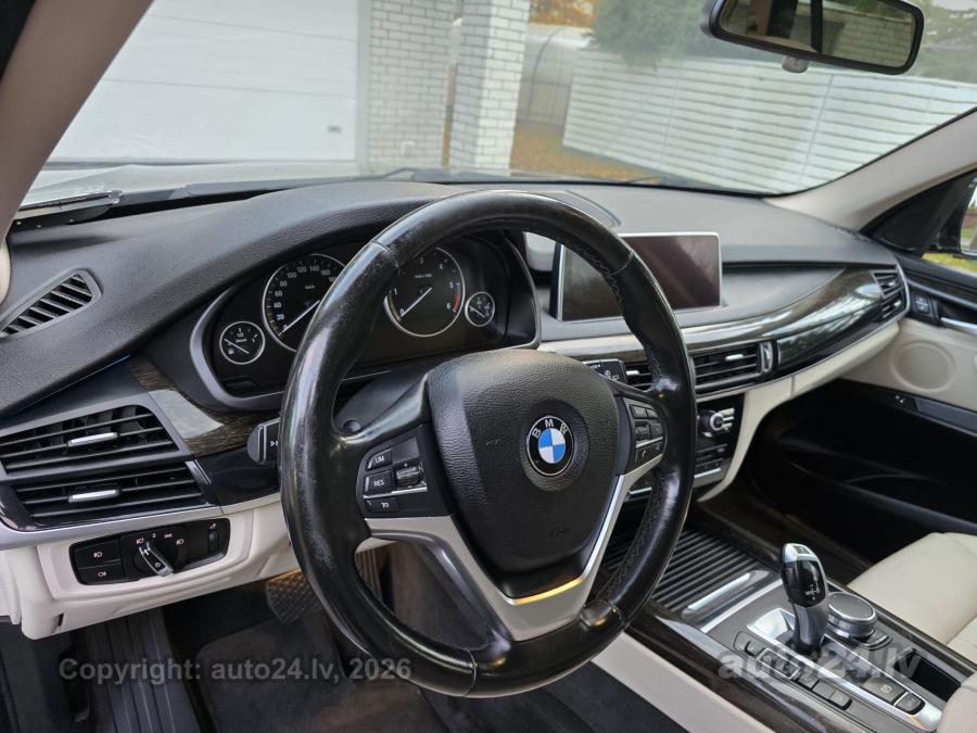 Zils BMW X5 2017 Tallina, ar dzinēja tilpumu 3.00 L un nobraukumu 267 tūkst. km par 20000 €, foto 16 vietnē AUTOMOTO.COM.LV