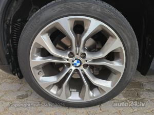 Zils BMW X5 2017 Tallina, ar dzinēja tilpumu 3.00 L un nobraukumu 267 tūkst. km par 20000 €, foto 19 vietnē AUTOMOTO.COM.LV