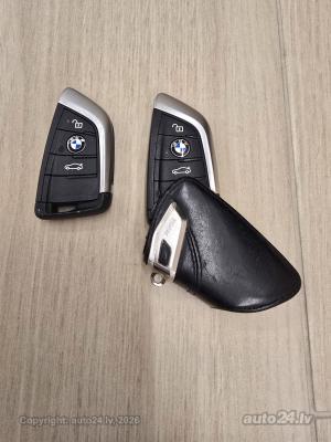 Zils BMW X5 2017 Tallina, ar dzinēja tilpumu 3.00 L un nobraukumu 267 tūkst. km par 20000 €, foto 21 vietnē AUTOMOTO.COM.LV