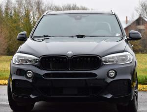 Blue BMW X5 2018 in Panevezys, with an engine capacity of 4.40 L and mileage of 110 thousand km for 27500 €, photo 5 on AUTOMOTO.COM.LV