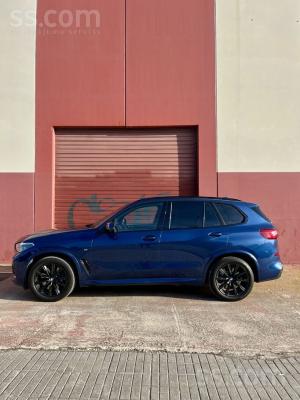 Zils BMW X5 2018 Rīga, ar dzinēja tilpumu 3.00 L un nobraukumu 127 tūkst. km par 45795 €, foto 3 vietnē AUTOMOTO.COM.LV