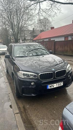 Синий БМВ Х5 2018 в Рига, объемом двигателя 2.00 л и пробегом 170 тыс. км за 24400 €, фото  на AUTOMOTO.COM.LV