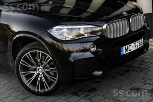 Blue BMW X5 2018 in Riga, with an engine capacity of 2.00 L and mileage of 147 thousand km for 24800 €, photo 8 on AUTOMOTO.COM.LV