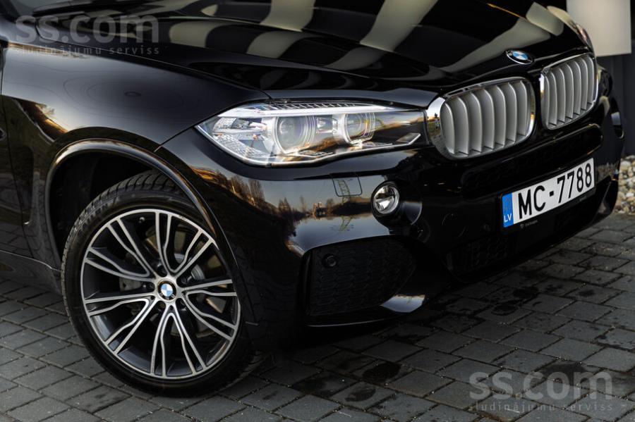 Blue BMW X5 2018 in Riga, with an engine capacity of 2.00 L and mileage of 147 thousand km for 24800 €, photo 8 on AUTOMOTO.COM.LV