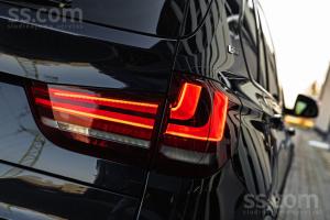 Blue BMW X5 2018 in Riga, with an engine capacity of 2.00 L and mileage of 147 thousand km for 24800 €, photo 9 on AUTOMOTO.COM.LV