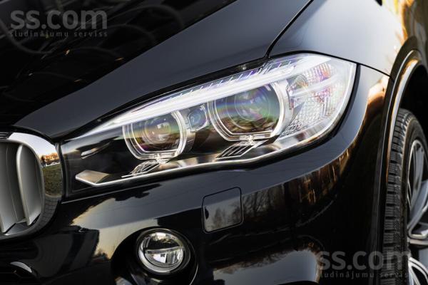 Blue BMW X5 2018 in Riga, with an engine capacity of 2.00 L and mileage of 147 thousand km for 24800 €, photo 9 on AUTOMOTO.COM.LV