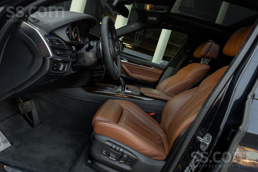 Blue BMW X5 2018 in Riga, with an engine capacity of 2.00 L and mileage of 147 thousand km for 24800 €, photo 11 on AUTOMOTO.COM.LV