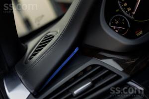 Blue BMW X5 2018 in Riga, with an engine capacity of 2.00 L and mileage of 147 thousand km for 24800 €, photo 20 on AUTOMOTO.COM.LV