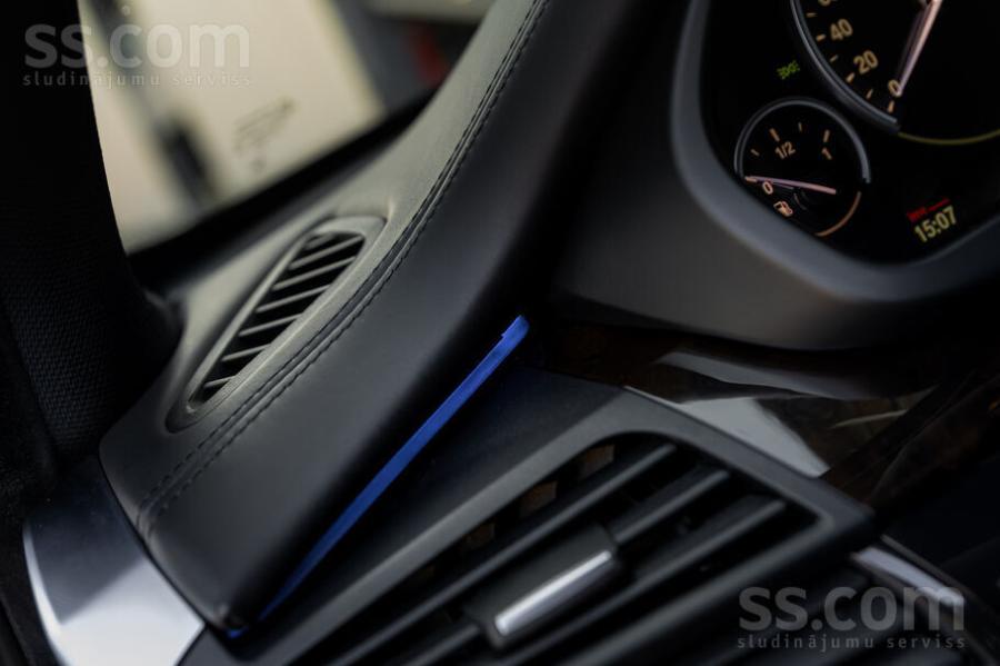 Blue BMW X5 2018 in Riga, with an engine capacity of 2.00 L and mileage of 147 thousand km for 24800 €, photo 20 on AUTOMOTO.COM.LV