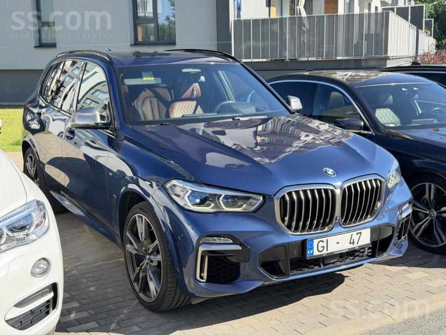 Zils BMW X5 2018 Rīga, ar dzinēja tilpumu 3.00 L un nobraukumu 99 tūkst. km par 45999 €, foto 1 vietnē AUTOMOTO.COM.LV