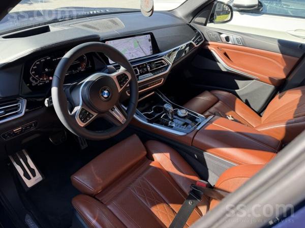 Blue BMW X5 2018 in Riga, with an engine capacity of 3.00 L and mileage of 99 thousand km for 45999 €, photo 7 on AUTOMOTO.COM.LV