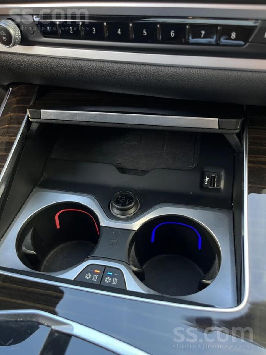 Blue BMW X5 2018 in Riga, with an engine capacity of 3.00 L and mileage of 130 thousand km for 45000 €, photo 13 on AUTOMOTO.COM.LV