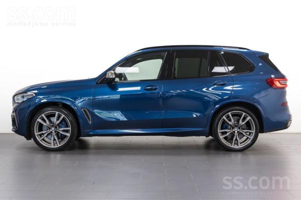 Blue BMW X5 2018 in Riga, with an engine capacity of 3.00 L and mileage of 102 thousand km for 44500 €, photo 9 on AUTOMOTO.COM.LV