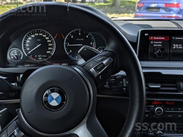Blue BMW X5 2018 in Tukums, with an engine capacity of 2.00 L and mileage of 172 thousand km for 22990 €, photo 10 on AUTOMOTO.COM.LV