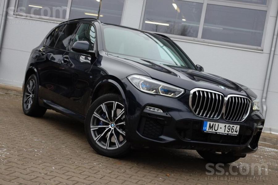Blue BMW X5 2019 in Riga, with an engine capacity of 3.00 L and mileage of 0 thousand km for 39995 €, photo 6 on AUTOMOTO.COM.LV
