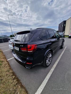 Blue BMW X5 2019 in Tallinn, with an engine capacity of 3.00 L and mileage of 134 thousand km for 37500 €, photo 2 on AUTOMOTO.COM.LV