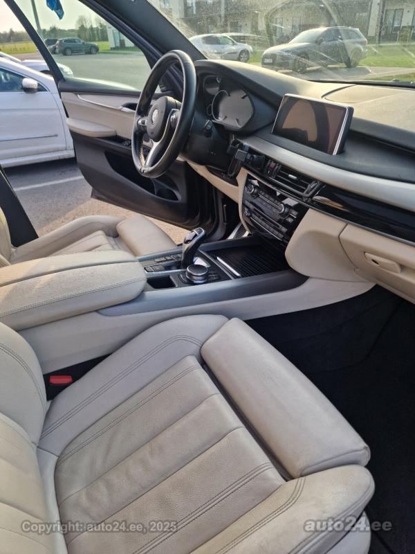 Zils BMW X5 2019 Tallina, ar dzinēja tilpumu 3.00 L un nobraukumu 134 tūkst. km par 37500 €, foto 11 vietnē AUTOMOTO.COM.LV