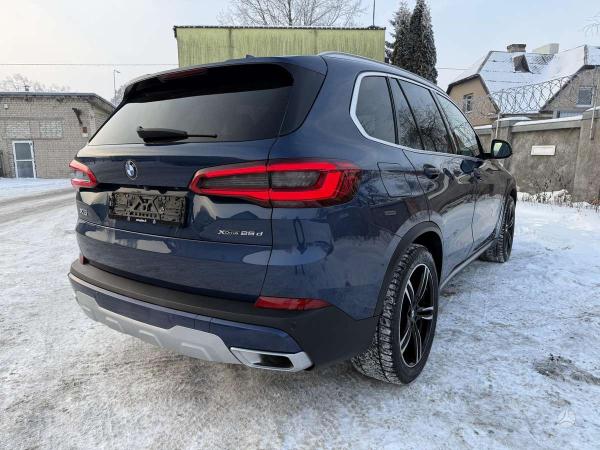Zils BMW X5 2019 Šauļi, ar dzinēja tilpumu 2.00 L un nobraukumu 191 tūkst. km par 38800 €, foto 4 vietnē AUTOMOTO.COM.LV