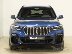 Blue BMW X5 2019 in Tallinn, with an engine capacity of 3.00 L and mileage of 104 thousand km for 48900 €, photo 3 on AUTOMOTO.COM.LV