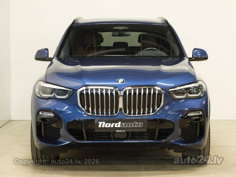 Blue BMW X5 2019 in Tallinn, with an engine capacity of 3.00 L and mileage of 104 thousand km for 48900 €, photo 3 on AUTOMOTO.COM.LV