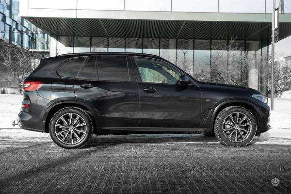 Zils BMW X5 2019 Viļņa, ar dzinēja tilpumu 3.00 L un nobraukumu 96 tūkst. km par 40950 €, foto 9 vietnē AUTOMOTO.COM.LV