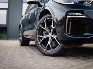 Blue BMW X5 2019 in Marijampole, with an engine capacity of 3.00 L and mileage of 164 thousand km for 40450 €, photo 7 on AUTOMOTO.COM.LV
