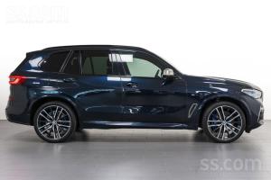 Zils BMW X5 2019 Rīga, ar dzinēja tilpumu 3.00 L un nobraukumu 125 tūkst. km par 46700 €, foto 5 vietnē AUTOMOTO.COM.LV
